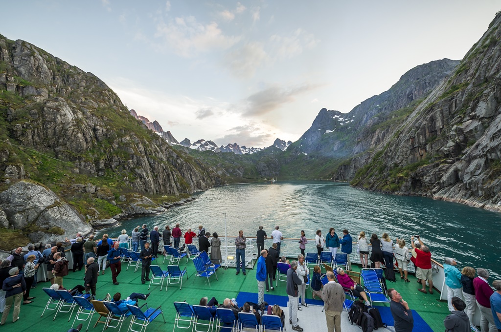Croaziera Fiordurile Norvegiei si Capul Nord cu Hurtigruten 7 zile